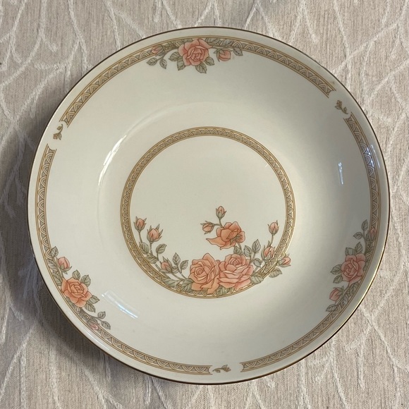 Kitchen | Vintage Crown Ming Fine China Christina Cerealsoup Bowls ...